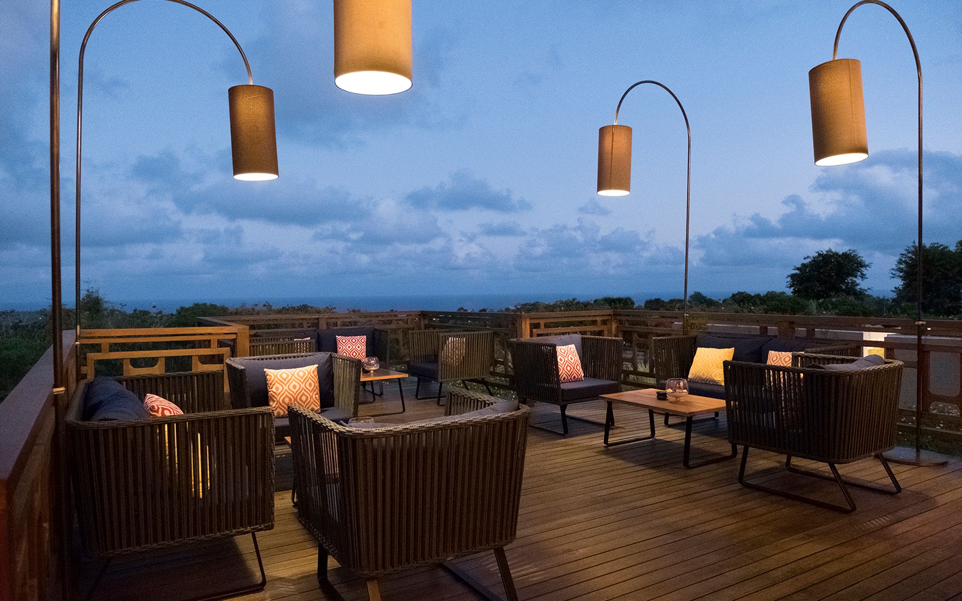 F&B / WHIM BAR AND RESTAURANT - Prasana by Arjani Resorts